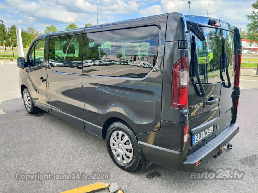 Melns Renault Trafic 2020 Tartu, ar dzinēja tilpumu 2.00 L un nobraukumu 207 tūkst. km par 19990 €, foto 5 vietnē AUTOMOTO.COM.LV
