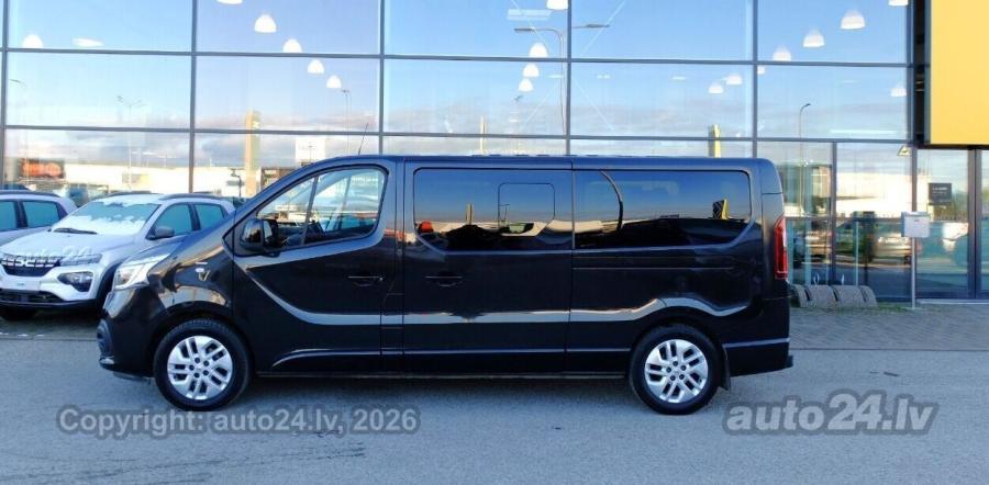 Black Renault Trafic 2021 in Tallinn, with an engine capacity of 2.00 L and mileage of 136 thousand km for 29900 €, photo 1 on AUTOMOTO.COM.LV