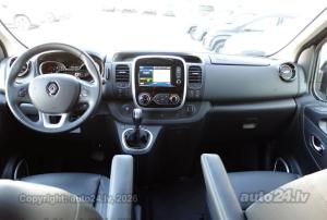 Black Renault Trafic 2021 in Tallinn, with an engine capacity of 2.00 L and mileage of 136 thousand km for 29900 €, photo 10 on AUTOMOTO.COM.LV