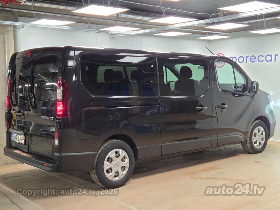 Melns Renault Trafic 2022 Tallina, ar dzinēja tilpumu 2.00 L un nobraukumu 78 tūkst. km par 31900 €, foto 4 vietnē AUTOMOTO.COM.LV