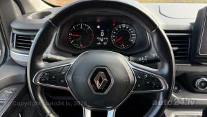 Black Renault Trafic 2022 in Riga, with an engine capacity of 2.00 L and mileage of 127 thousand km for 24495 €, photo 8 on AUTOMOTO.COM.LV