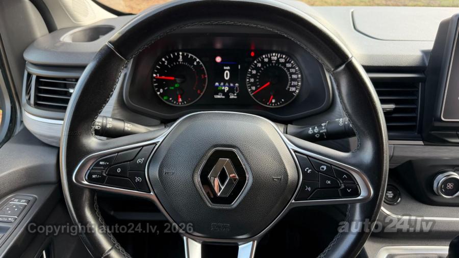 Black Renault Trafic 2022 in Riga, with an engine capacity of 2.00 L and mileage of 127 thousand km for 24495 €, photo 8 on AUTOMOTO.COM.LV