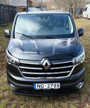 Black Renault Trafic 2022 in Riga, with an engine capacity of 2.00 L and mileage of 127 thousand km for 24495 €, photo 13 on AUTOMOTO.COM.LV