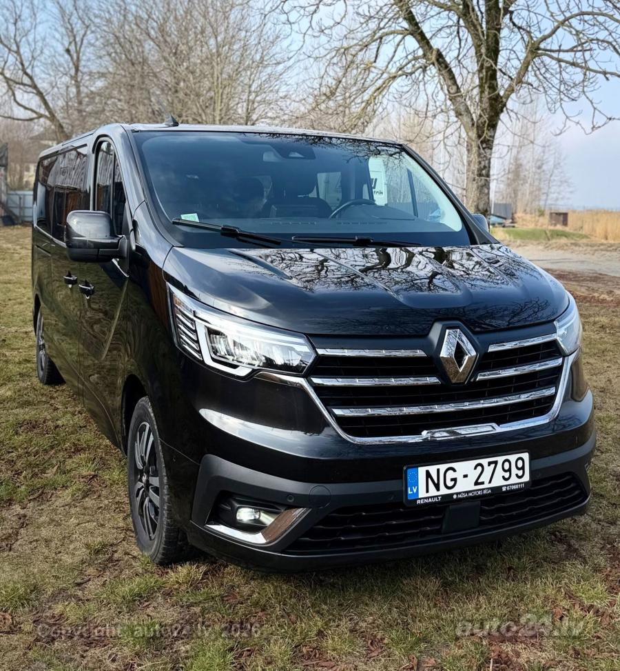 Black Renault Trafic 2022 in Riga, with an engine capacity of 2.00 L and mileage of 127 thousand km for 24495 €, photo 14 on AUTOMOTO.COM.LV