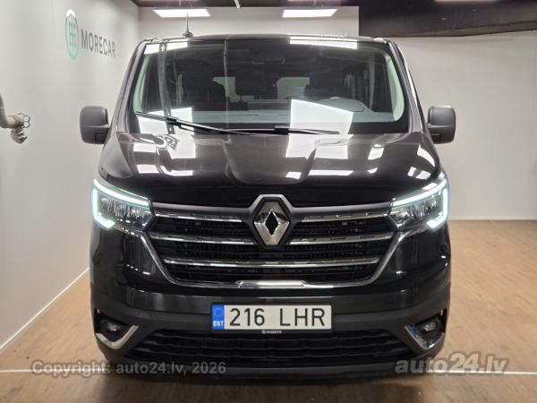 Renault Trafic 2022 in Tallinn on AUTOMOTO.COM.LV Black Renault Trafic 2022 in Tallinn, with an engine capacity of 2.00 L and mileage of 104 thousand km for 28900 €, photo 3 on AUTOMOTO.COM.LV