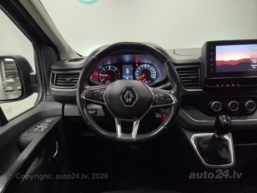 Melns Renault Trafic 2022 Tallina, ar dzinēja tilpumu 2.00 L un nobraukumu 104 tūkst. km par 28900 €, foto 12 vietnē AUTOMOTO.COM.LV