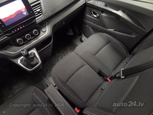 Melns Renault Trafic 2022 Tallina, ar dzinēja tilpumu 2.00 L un nobraukumu 104 tūkst. km par 28900 €, foto 14 vietnē AUTOMOTO.COM.LV