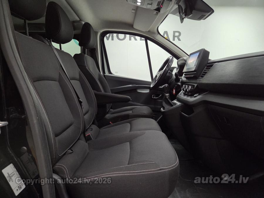 Melns Renault Trafic 2022 Tallina, ar dzinēja tilpumu 2.00 L un nobraukumu 104 tūkst. km par 28900 €, foto 15 vietnē AUTOMOTO.COM.LV