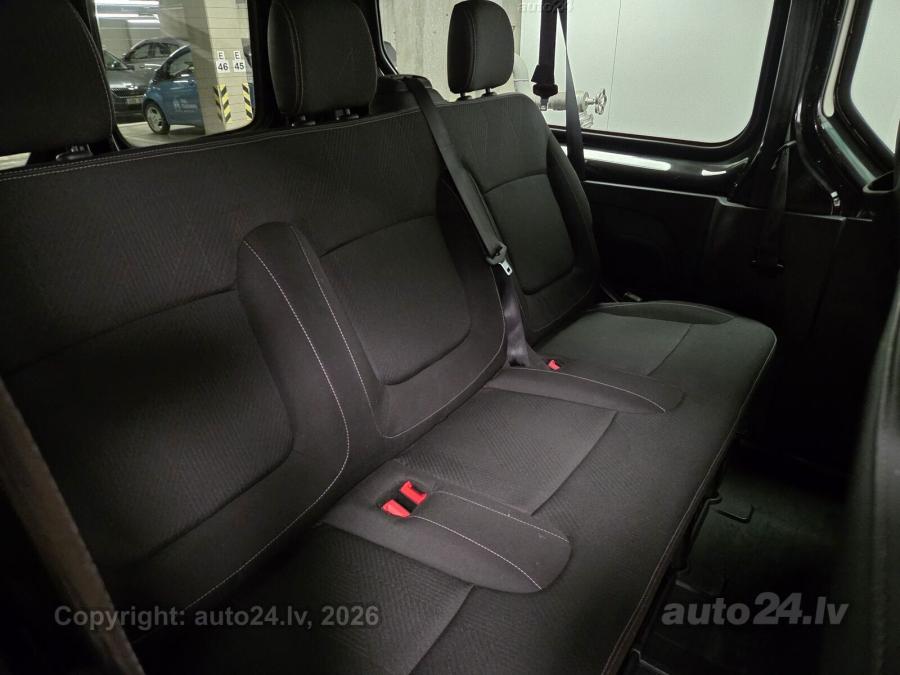 Melns Renault Trafic 2022 Tallina, ar dzinēja tilpumu 2.00 L un nobraukumu 104 tūkst. km par 28900 €, foto 18 vietnē AUTOMOTO.COM.LV