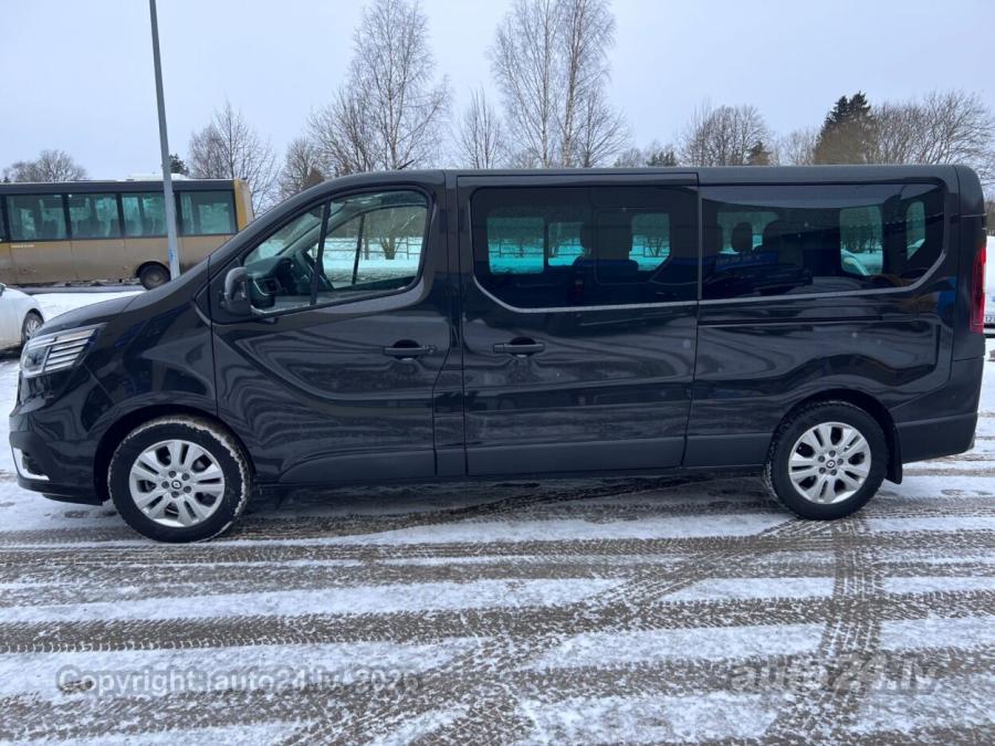 Melns Renault Trafic 2024 Tartu, ar dzinēja tilpumu 2.00 L un nobraukumu 10 tūkst. km par 37900 €, foto 3 vietnē AUTOMOTO.COM.LV