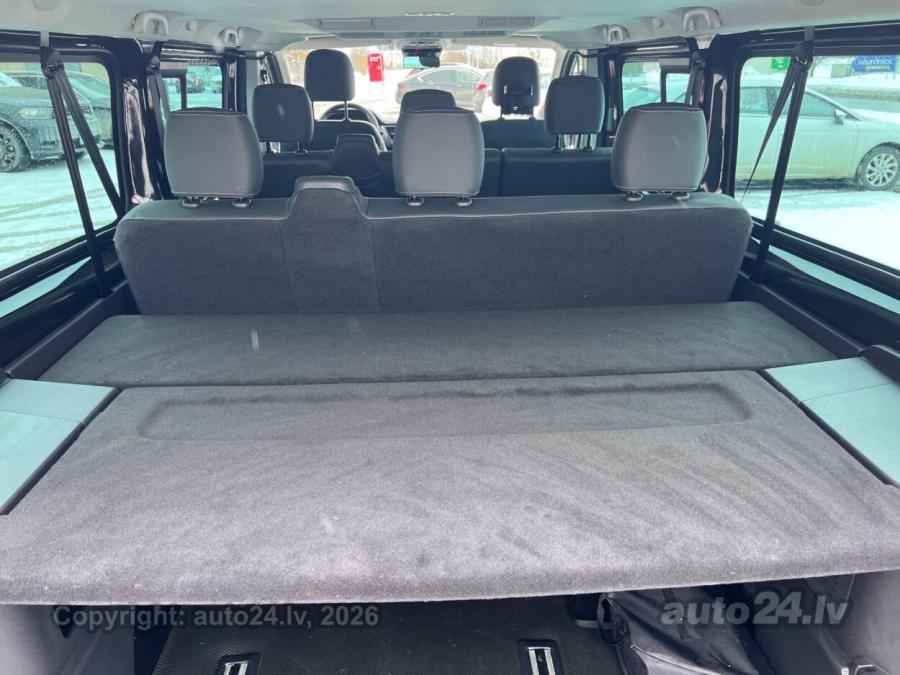 Melns Renault Trafic 2024 Tartu, ar dzinēja tilpumu 2.00 L un nobraukumu 10 tūkst. km par 37900 €, foto 13 vietnē AUTOMOTO.COM.LV