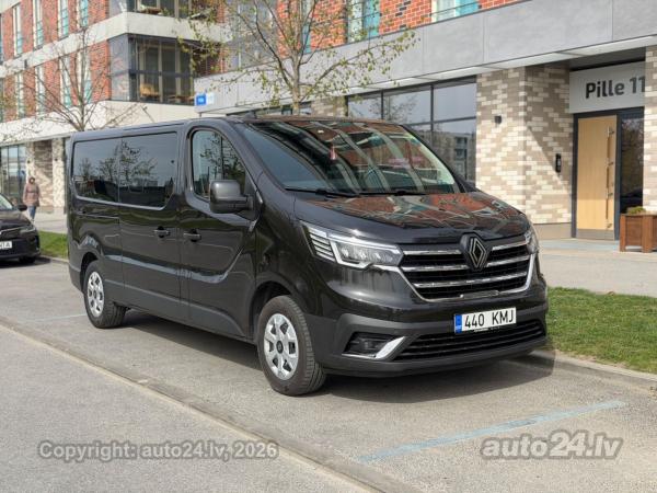 Melns Renault Trafic 2024 Tallina, ar dzinēja tilpumu 2.00 L un nobraukumu 118 tūkst. km par 34900 €, foto  vietnē AUTOMOTO.COM.LV