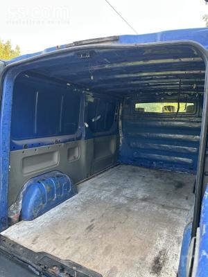 Zils Renault Trafic 2003 Madona, ar dzinēja tilpumu 1.90 L un nobraukumu 475 tūkst. km par 1950 €, foto 7 vietnē AUTOMOTO.COM.LV