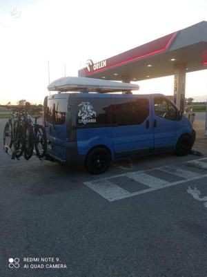 Blue Renault Trafic 2004 in Taurage, with an engine capacity of 1.90 L and mileage of 280 thousand km for 2900 €, photo 3 on AUTOMOTO.COM.LV