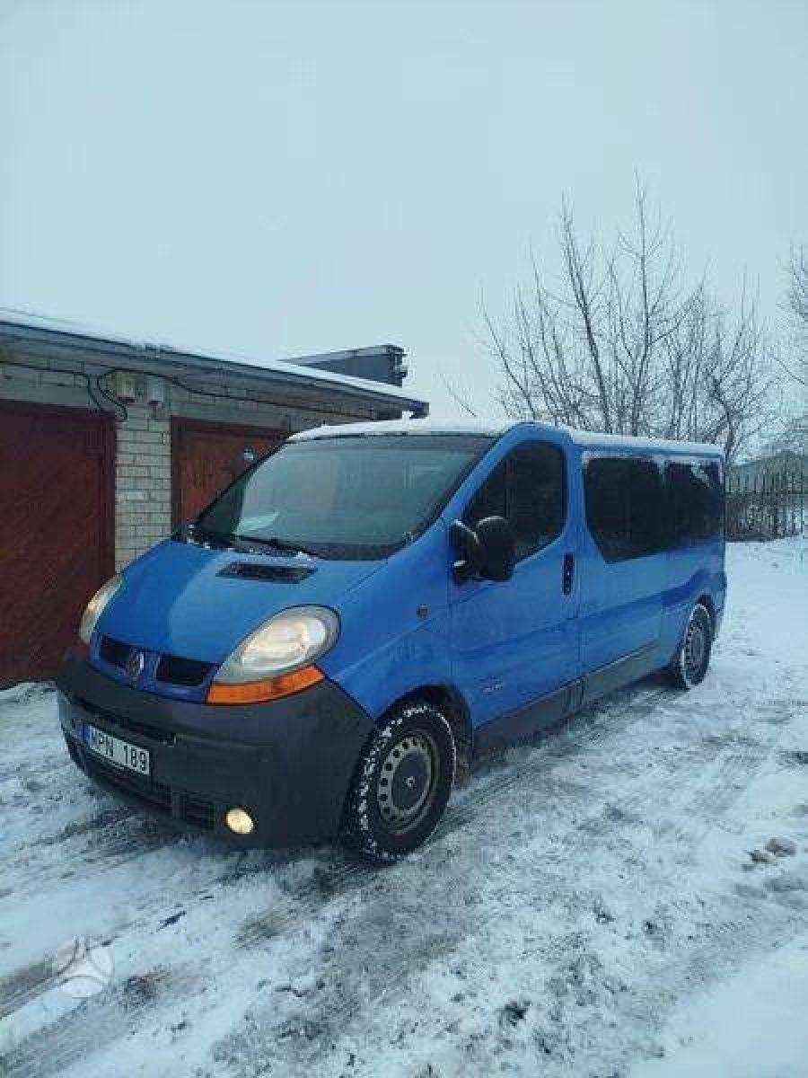 Zils Renault Trafic 2005 Klaipėda, ar dzinēja tilpumu 2.50 L un nobraukumu 444 tūkst. km par 3400 €, foto 1 vietnē AUTOMOTO.COM.LV