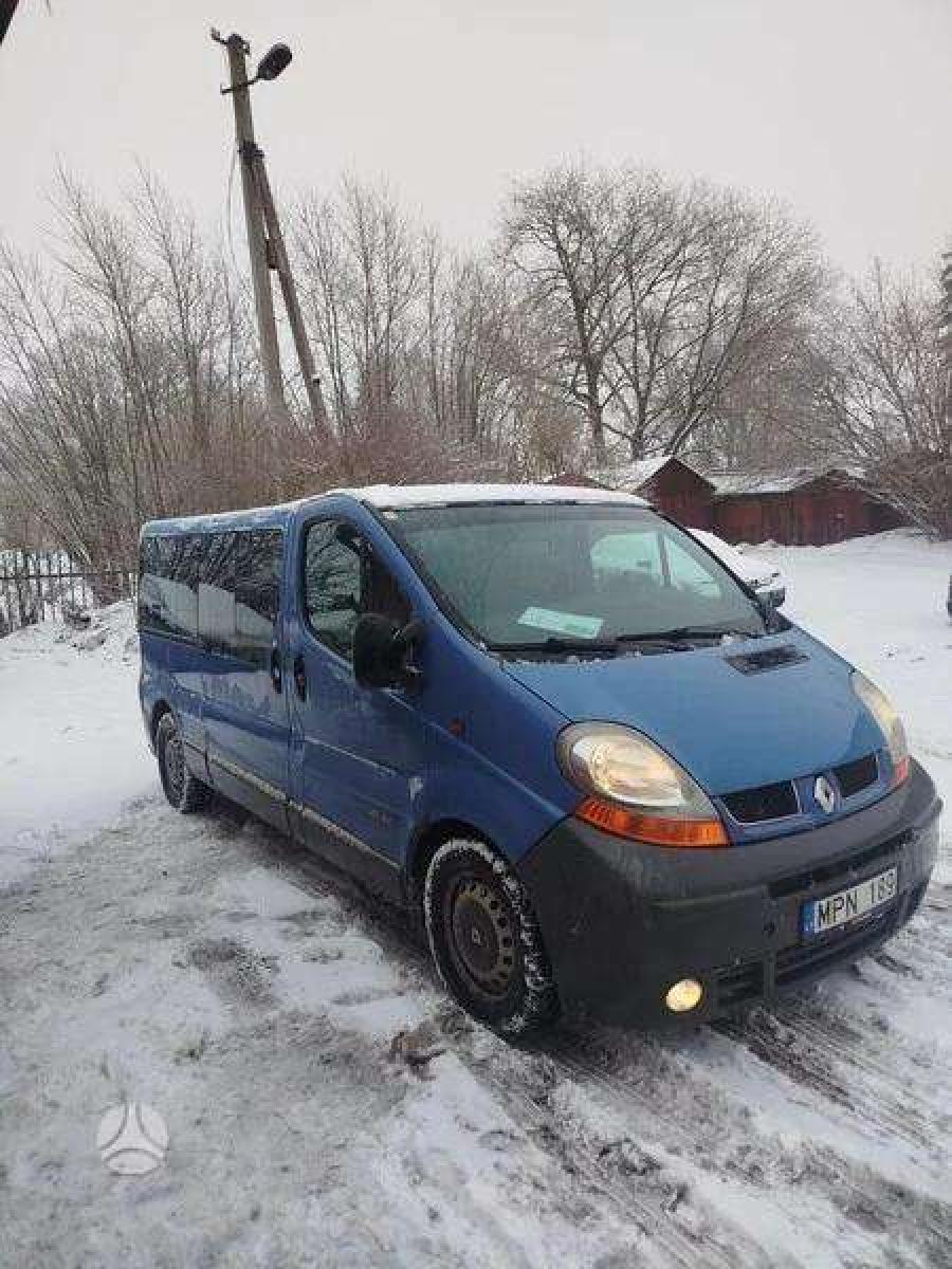 Zils Renault Trafic 2005 Klaipėda, ar dzinēja tilpumu 2.50 L un nobraukumu 444 tūkst. km par 3400 €, foto 2 vietnē AUTOMOTO.COM.LV