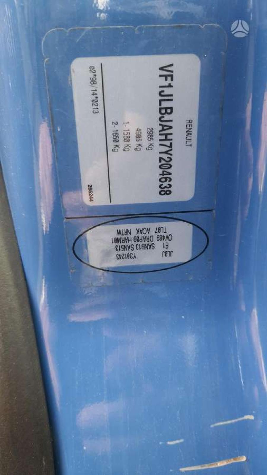 Blue Renault Trafic 2007 in Kaunas, with an engine capacity of 2.46 L and mileage of 433 thousand km for 5000 €, photo 17 on AUTOMOTO.COM.LV