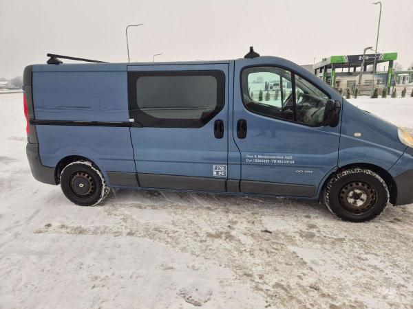Zils Renault Trafic 2009 Kauņa, ar dzinēja tilpumu 2.50 L un nobraukumu 290 tūkst. km par 4900 €, foto 6 vietnē AUTOMOTO.COM.LV