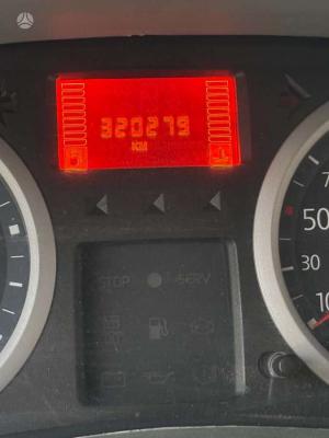 Blue Renault Trafic 2009 in Vilnius, with an engine capacity of 2.00 L and mileage of 320 thousand km for 6250 €, photo 12 on AUTOMOTO.COM.LV