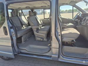 Blue Renault Trafic 2010 in Marijampole, with an engine capacity of 2.50 L and mileage of 240 thousand km for 7950 €, photo 13 on AUTOMOTO.COM.LV