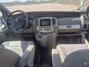 Blue Renault Trafic 2010 in Marijampole, with an engine capacity of 2.50 L and mileage of 240 thousand km for 7950 €, photo 19 on AUTOMOTO.COM.LV