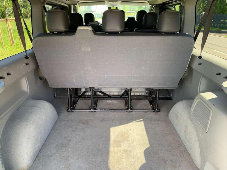 Blue Renault Trafic 2013 in Riga, with an engine capacity of 0.00 L and mileage of 272 thousand km for 7750 €, photo 8 on AUTOMOTO.COM.LV