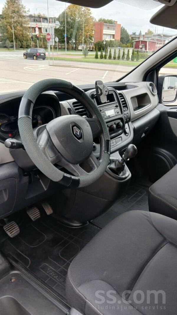 Zils Renault Trafic 2016 Bauska, ar dzinēja tilpumu 1.60 L un nobraukumu 0 tūkst. km par 6990 €, foto 8 vietnē AUTOMOTO.COM.LV