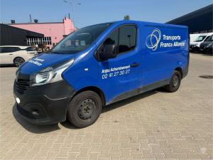Blue Renault Trafic 2018 in Kaunas, with an engine capacity of 1.60 L and mileage of 327 thousand km for 2950 €, photo  on AUTOMOTO.COM.LV