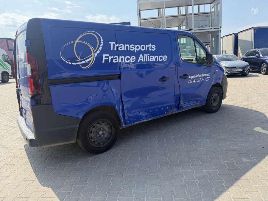 Zils Renault Trafic 2018 Kauņa, ar dzinēja tilpumu 1.60 L un nobraukumu 327 tūkst. km par 2950 €, foto 3 vietnē AUTOMOTO.COM.LV