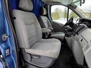 Zils Renault Trafic 2004 Viļņa, ar dzinēja tilpumu 2.50 L un nobraukumu 198 tūkst. km par 6300 €, foto 16 vietnē AUTOMOTO.COM.LV