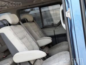 Blue Renault Trafic 2004 in Riga, with an engine capacity of 2.50 L and mileage of 397 thousand km for 5750 €, photo 12 on AUTOMOTO.COM.LV