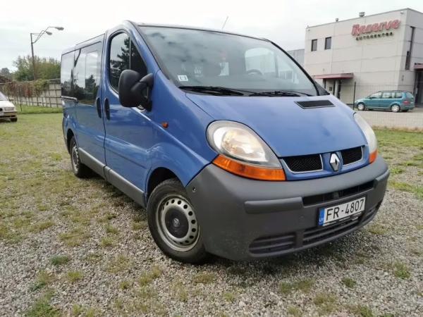 Blue Renault Trafic 2005 in Kuldiga, with an engine capacity of 1.90 L and mileage of 422 thousand km for 3700 €, photo 3 on AUTOMOTO.COM.LV