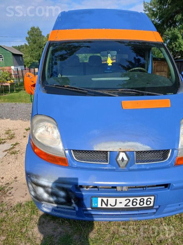 Zils Renault Trafic 2005 Rīga, ar dzinēja tilpumu 1.90 L un nobraukumu 270 tūkst. km par 2400 €, foto 2 vietnē AUTOMOTO.COM.LV