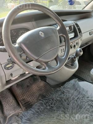 Zils Renault Trafic 2005 Rīga, ar dzinēja tilpumu 1.90 L un nobraukumu 270 tūkst. km par 2400 €, foto 9 vietnē AUTOMOTO.COM.LV