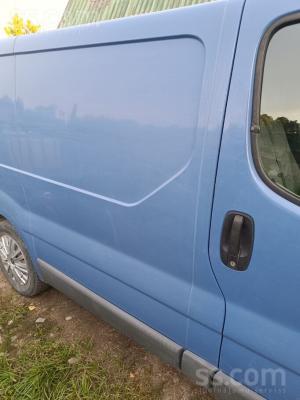 Blue Renault Trafic 2005 in Ventspils, with an engine capacity of 1.90 L and mileage of 338 thousand km for 2200 €, photo  on AUTOMOTO.COM.LV