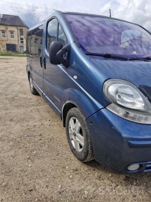 Zils Renault Trafic 2005 Rēzekne, ar dzinēja tilpumu 1.90 L un nobraukumu 309 tūkst. km par 5500 €, foto 4 vietnē AUTOMOTO.COM.LV