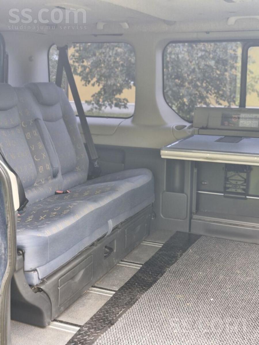 Zils Renault Trafic 2005 Rēzekne, ar dzinēja tilpumu 1.90 L un nobraukumu 309 tūkst. km par 5500 €, foto 14 vietnē AUTOMOTO.COM.LV