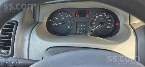 Рено Трафик 2005 в Цесис на AUTOMOTO.COM.LV Синий Рено Трафик 2005 в Цесис, объемом двигателя 1.90 л и пробегом 285 тыс. км за 6250 €, фото 9 на AUTOMOTO.COM.LV