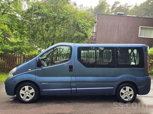 Zils Renault Trafic 2006 Rīga, ar dzinēja tilpumu 2.50 L un nobraukumu 242 tūkst. km par 14150 €, foto 2 vietnē AUTOMOTO.COM.LV