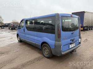 Zils Renault Trafic 2006 Jelgava, ar dzinēja tilpumu 2.50 L un nobraukumu 349 tūkst. km par 5900 €, foto 2 vietnē AUTOMOTO.COM.LV