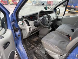 Zils Renault Trafic 2006 Jelgava, ar dzinēja tilpumu 2.50 L un nobraukumu 349 tūkst. km par 5900 €, foto 6 vietnē AUTOMOTO.COM.LV