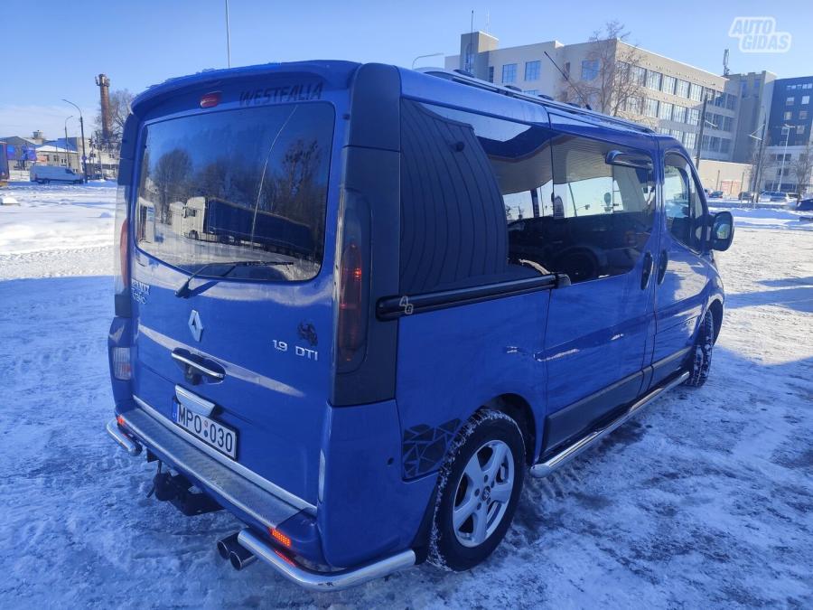 Blue Renault Trafic 2006 in Kaunas, with an engine capacity of 1.90 L and mileage of 255 thousand km for 6000 €, photo 1 on AUTOMOTO.COM.LV