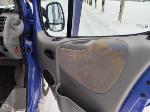 Blue Renault Trafic 2006 in Kaunas, with an engine capacity of 1.90 L and mileage of 255 thousand km for 6000 €, photo 16 on AUTOMOTO.COM.LV