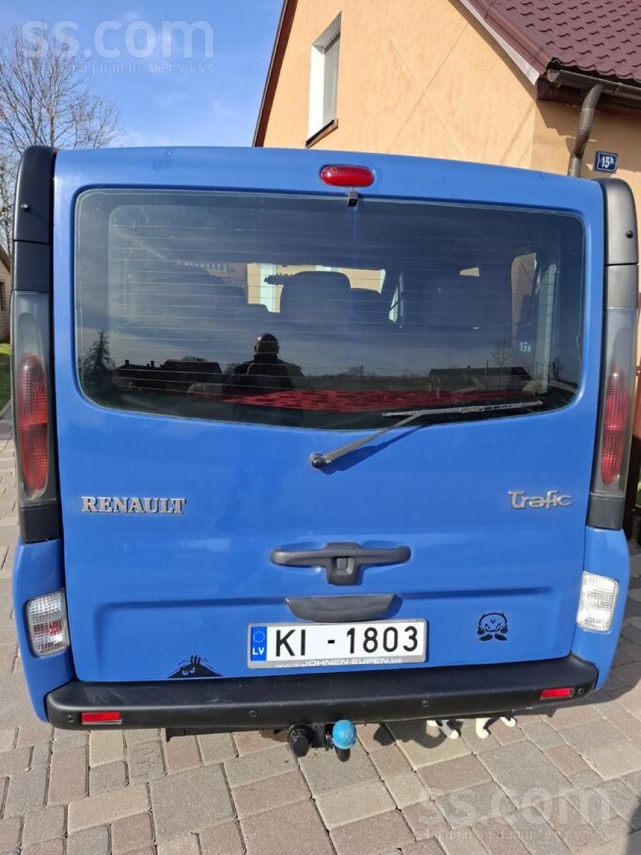 Zils Renault Trafic 2006 Ludza, ar dzinēja tilpumu 1.90 L un nobraukumu 463 tūkst. km par 4200 €, foto 6 vietnē AUTOMOTO.COM.LV