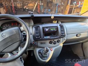 Zils Renault Trafic 2006 Ludza, ar dzinēja tilpumu 1.90 L un nobraukumu 463 tūkst. km par 4200 €, foto 14 vietnē AUTOMOTO.COM.LV