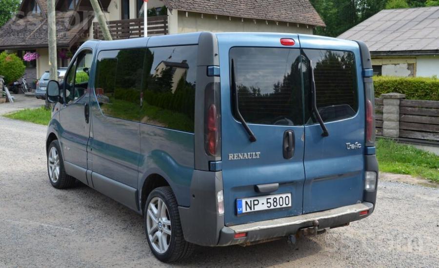 Zils Renault Trafic 2006 Rīga, ar dzinēja tilpumu 1.90 L un nobraukumu 500 tūkst. km par 3800 €, foto 4 vietnē AUTOMOTO.COM.LV