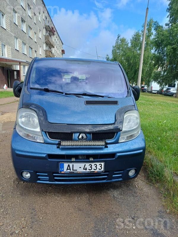 Blue Renault Trafic 2006 in Ludza, with an engine capacity of 1.90 L and mileage of 308 thousand km for 6200 €, photo 1 on AUTOMOTO.COM.LV