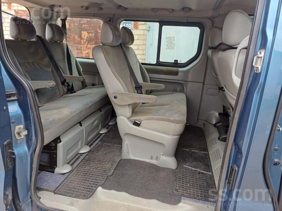 Zils Renault Trafic 2006 Ludza, ar dzinēja tilpumu 1.90 L un nobraukumu 308 tūkst. km par 6200 €, foto 14 vietnē AUTOMOTO.COM.LV