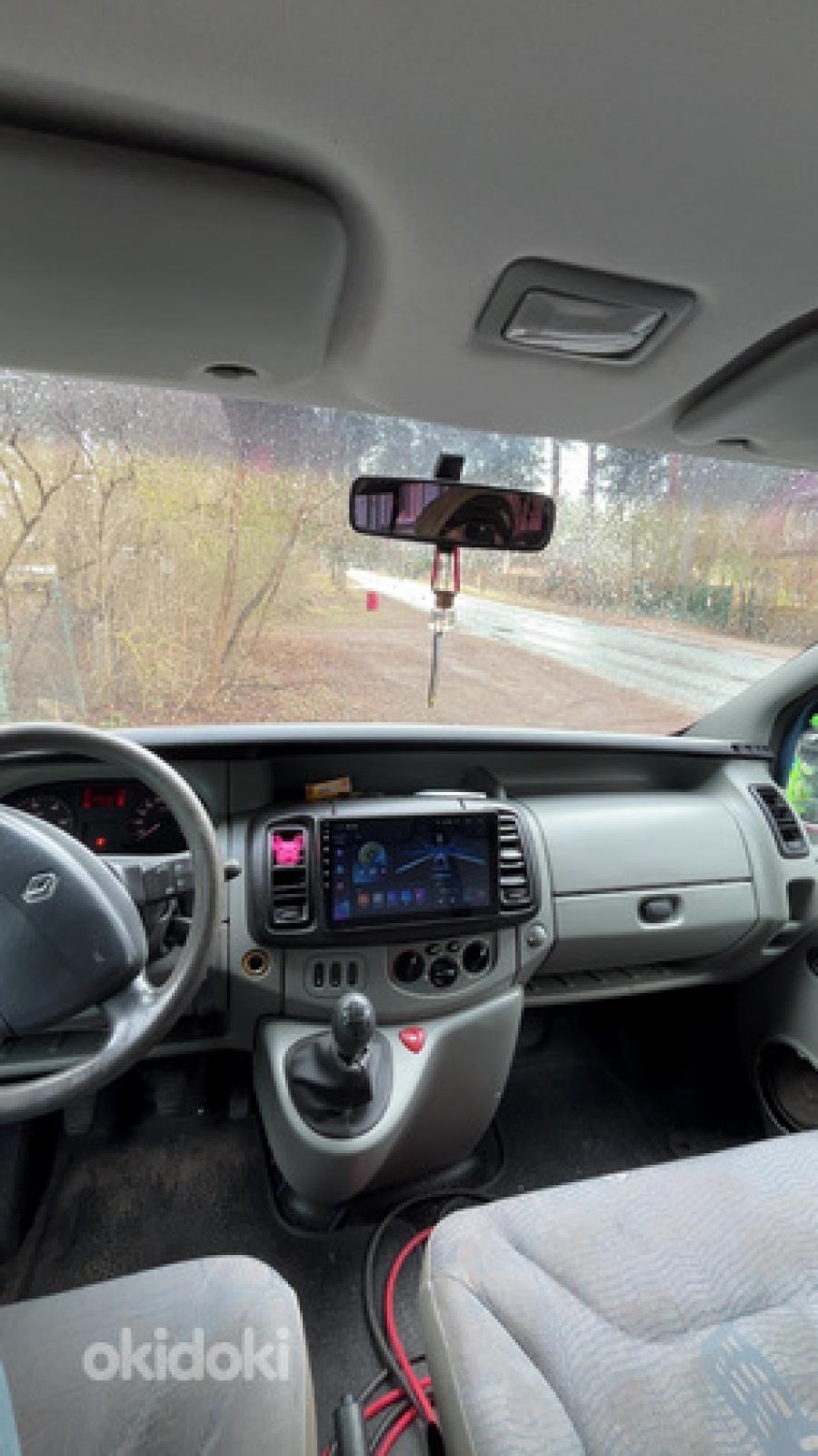 Blue Renault Trafic 2006 in Tartu, with an engine capacity of 2.00 L and mileage of 301 thousand km for 7000 €, photo 5 on AUTOMOTO.COM.LV