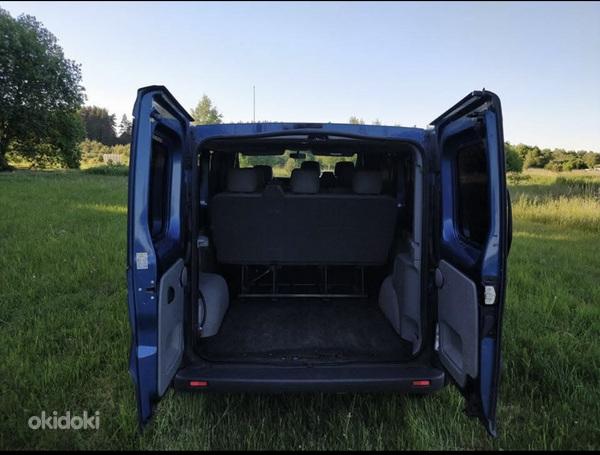 Blue Renault Trafic 2006 in Tartu, with an engine capacity of 2.00 L and mileage of 301 thousand km for 7000 €, photo 6 on AUTOMOTO.COM.LV